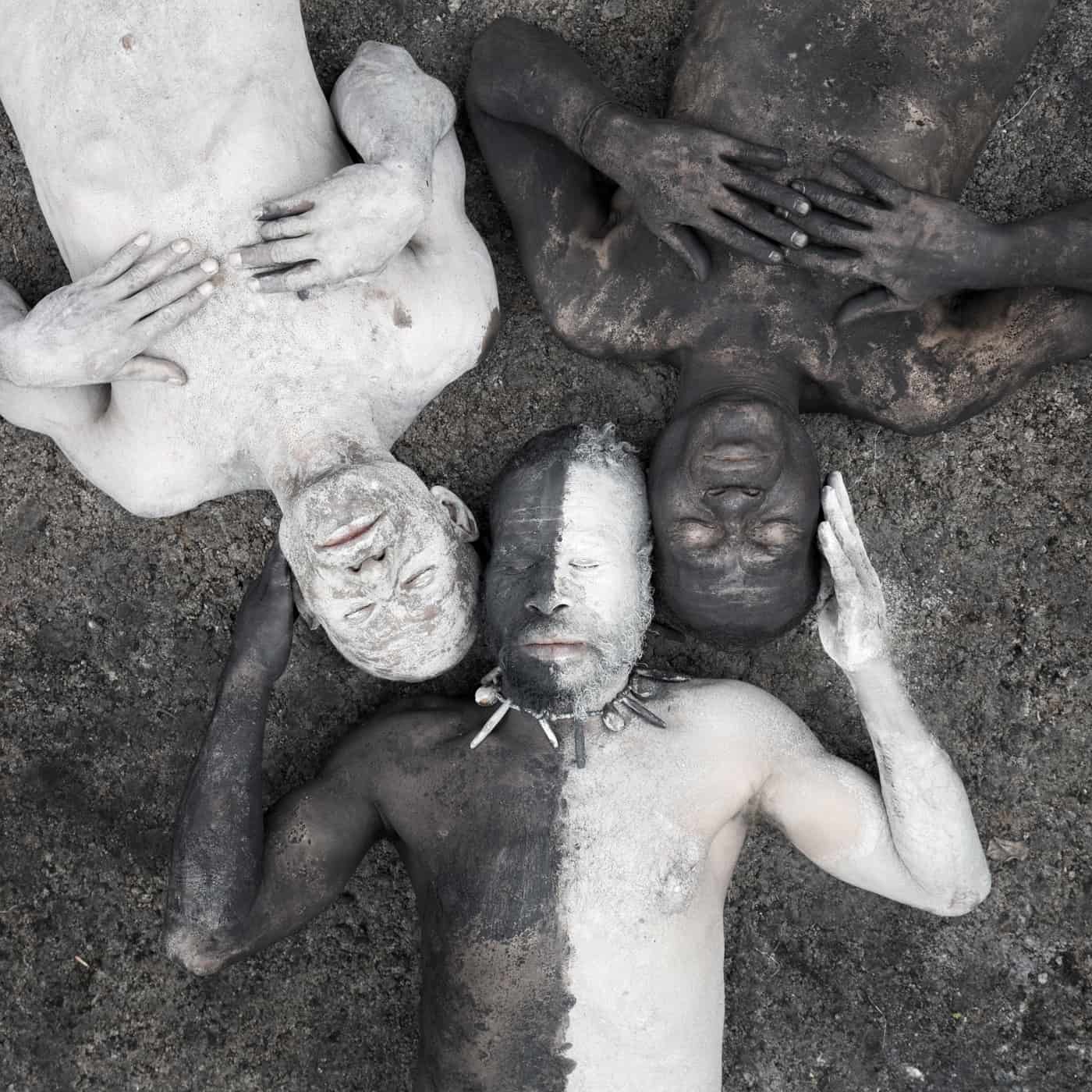 Clay And Ash by Roberto Falck | Design Ideas