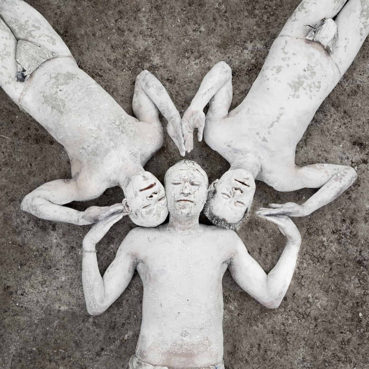 Clay And Ash by Roberto Falck | Design Ideas