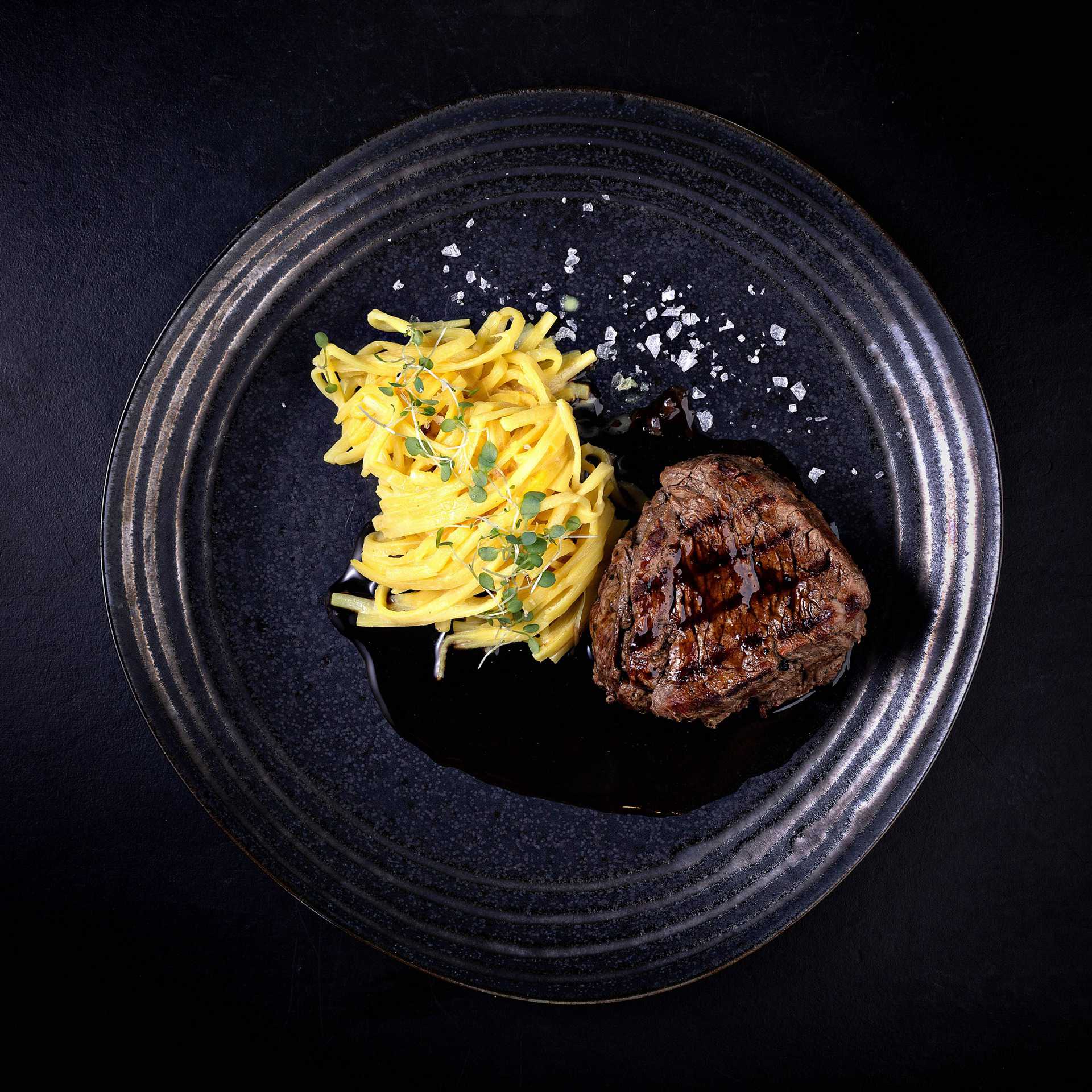 Black Menu | Design Ideas