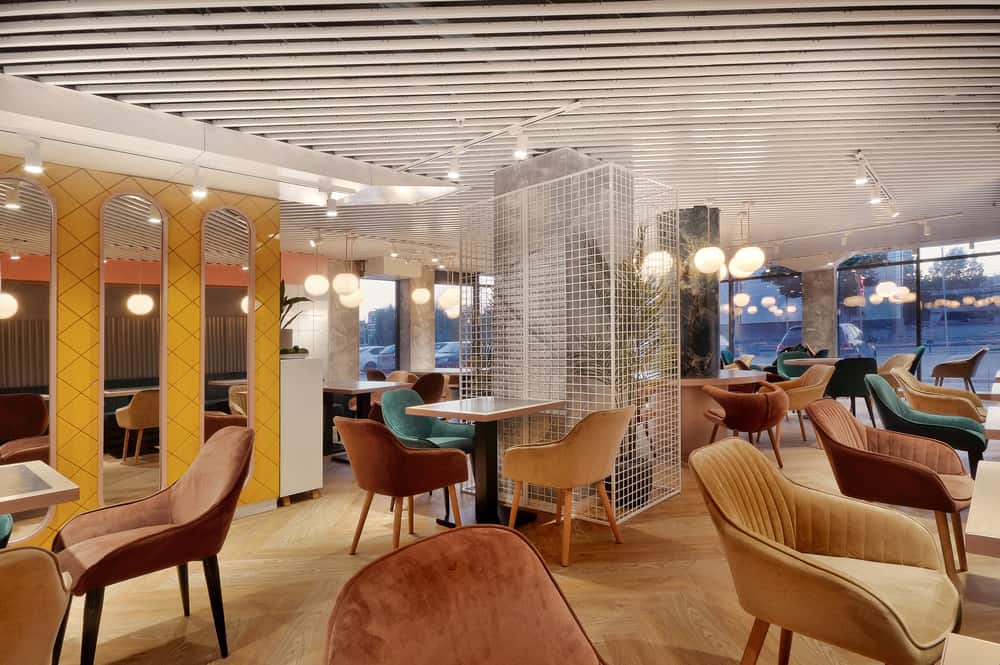 EARLY BIRDS design cafe in Russia | Design Ideas