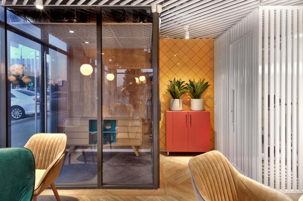 EARLY BIRDS design cafe in Russia | Design Ideas